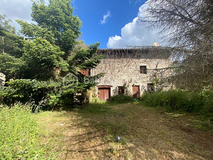 Maison 3 pièces à Félines, à vendre