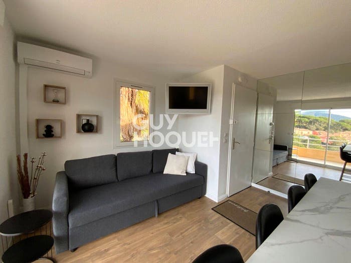 Appartement 2 pièces à Nartelle-Noyer-Bellevue-bd des Sardinaux, Sainte-Maxime, à louer