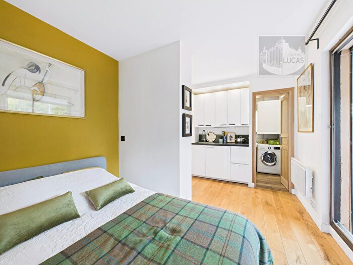 Appartement à vendre - Verrières-le-Buisson, Gros Chênes, Noisette, Tombeau de Molé - 1 pièce