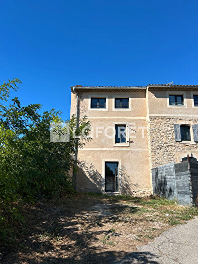 Maison 3 pièces à La Fare-les-Oliviers, à louer