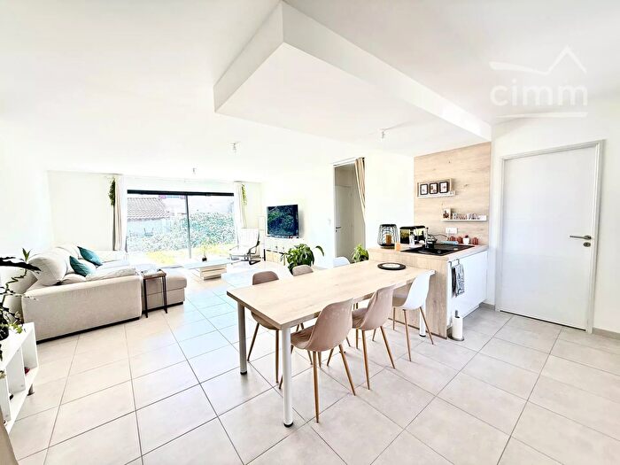 Maison à vendre - Arles - 4 pièces - 2 chambres