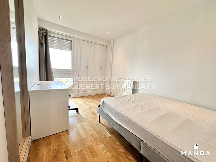 Appartement à louer - Créteil, Brèche, Préfecture - 5 pièces - 4 chambres