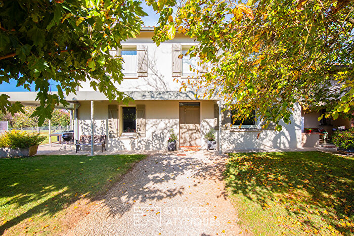 Maison à vendre - Montauban, Pays-Bas - 14 pièces - 9 chambres