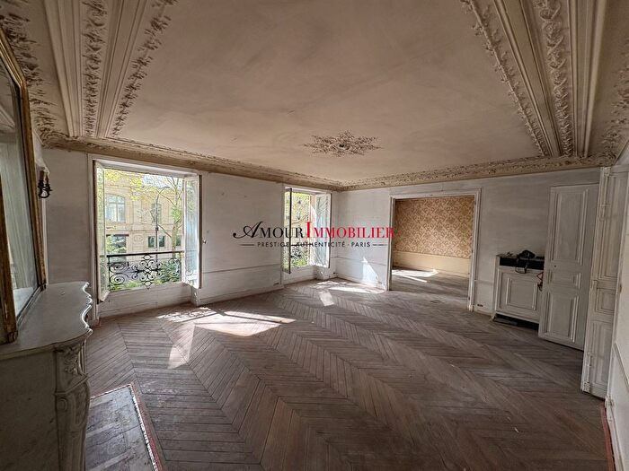 Appartement 7 pièces à Paris 9ème, Trudaine, Rochechouart, à vendre