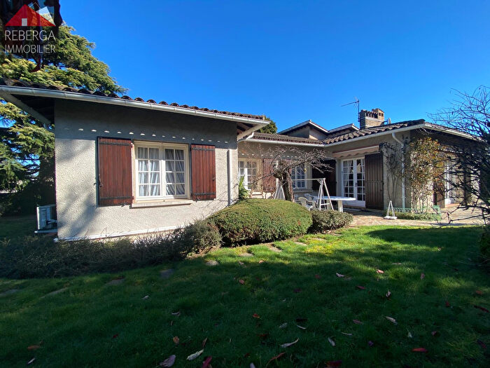 Maison à vendre - Aussillon - 6 pièces - 4 chambres