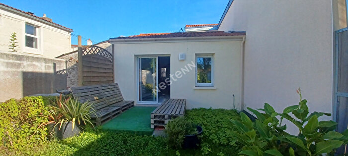 Maison à louer - Saint-Julien-de-Concelles - 2 pièces - 1 chambre