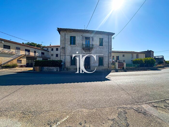 Maison à vendre - Saint-Ambroix - 10 pièces - 2 chambres