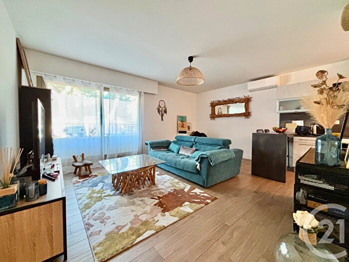 Appartement à vendre - Le Cannet, Mimosas - 2 pièces - 1 chambre