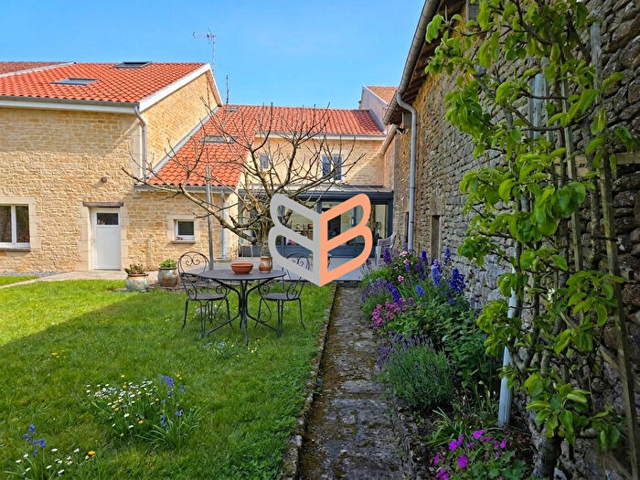 Maison 7 pièces à vendre à Mercy-le-Bas