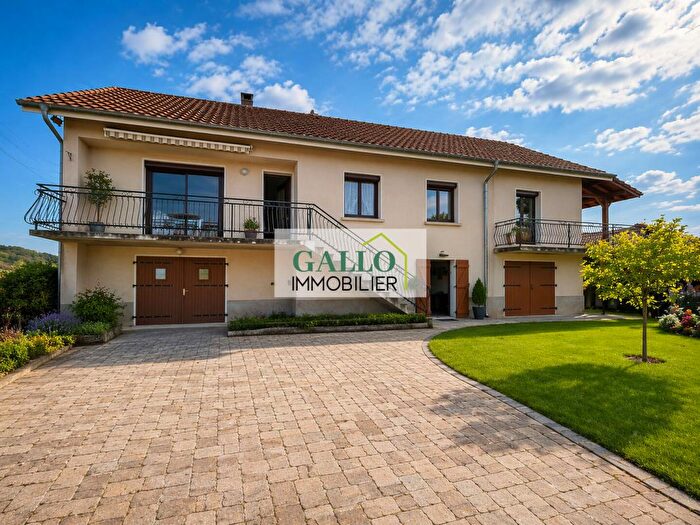 Maison 6 pièces à Septème, à vendre