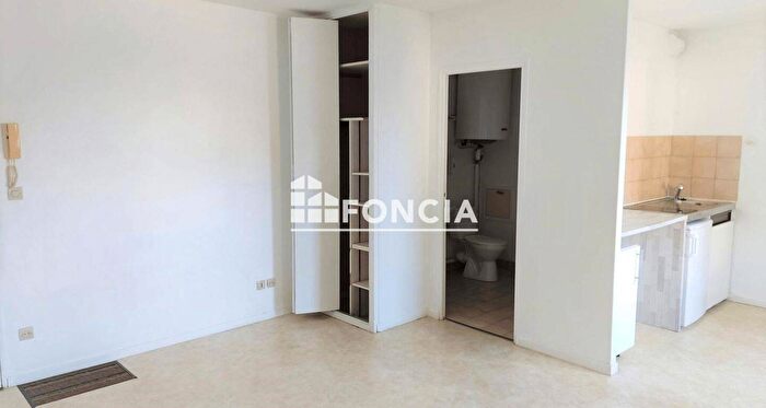 Dammarie-les-Lys : Appartement 1 pièce à louer