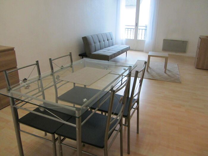 Appartement à louer - Ussel - 2 pièces - 1 chambre