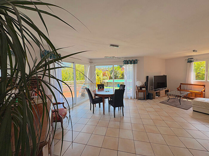 Maison à vendre - Aix-les-Bains, Est - 8 pièces - 6 chambres