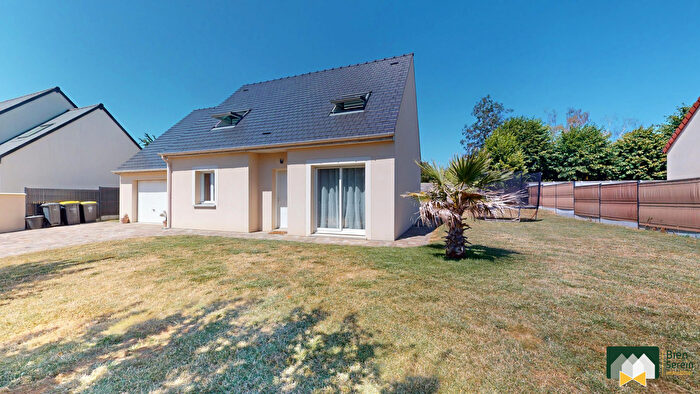 Fontaine-la-Guyon - Maison 6 pièces à vendre