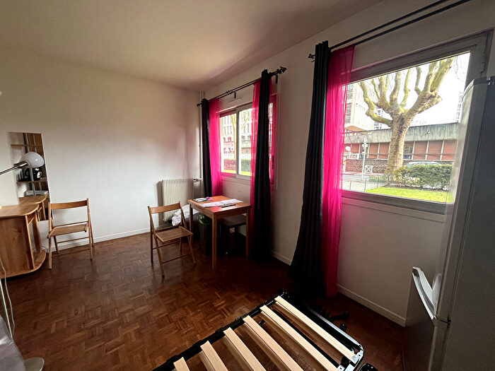 Appartement à louer - Montrouge, Porte de Châtillon - 1 pièce