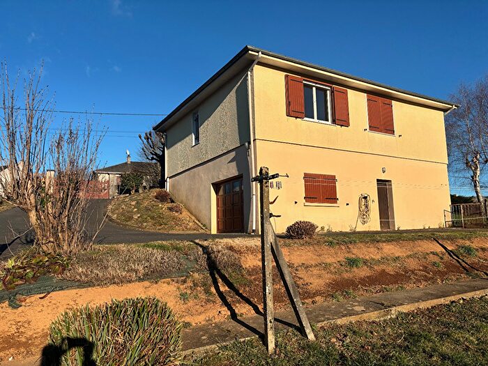 Maison à vendre - Chamberet - 6 pièces - 3 chambres