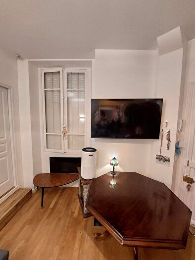 Maisons à vendre et appartements à louer - 1