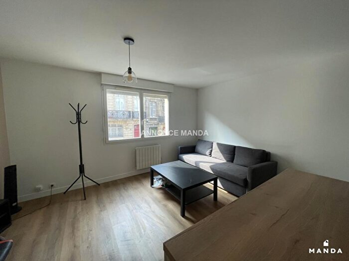 Bordeaux, Chartrons, Paul Doumer : Appartement 3 pièces à louer