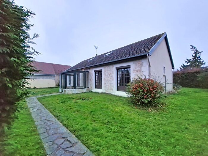 Maison à vendre - Bray-et-Lû - 7 pièces - 6 chambres