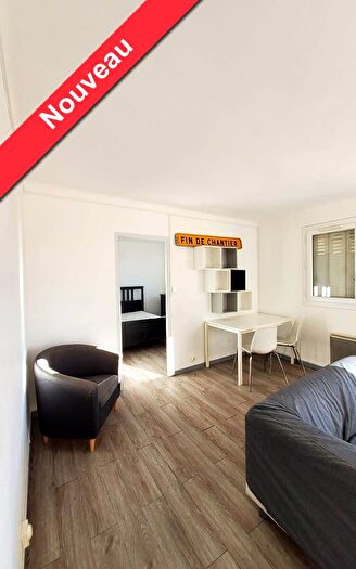 Appartement à louer - Aix-en-Provence - 4 pièces - 3 chambres