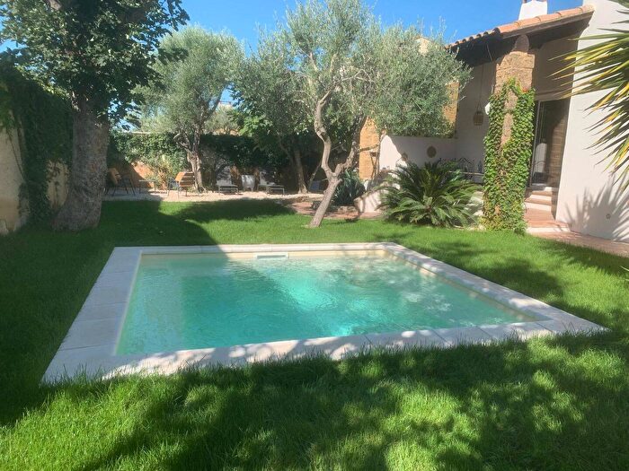 Maison à louer - Le Pontet - 5 pièces - 3 chambres