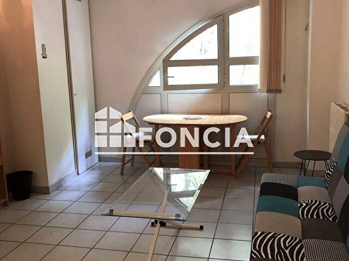 Appartement à louer - Berriat-Ampere, Grenoble - 1 pièce