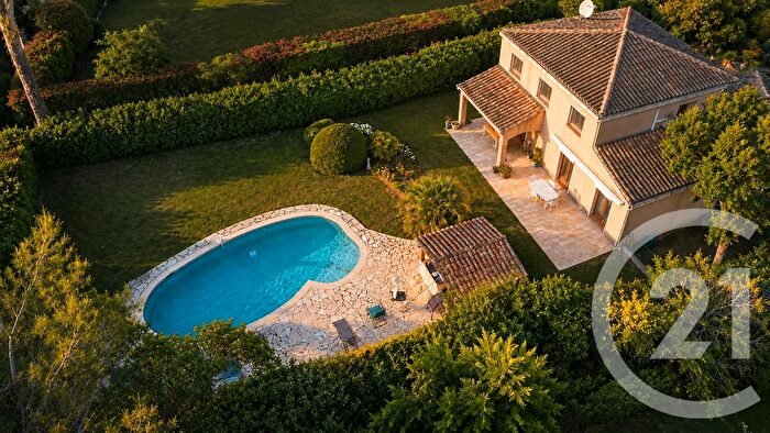 Valbonne, Village - Maison 6 pièces à vendre