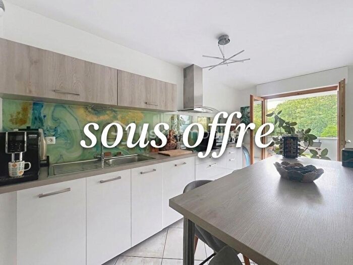 Appartement 3 pièces à vendre - Seyssins