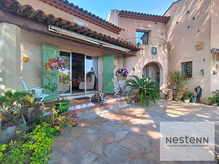 Fréjus, Saint-Aygulf : Maison 5 pièces à vendre