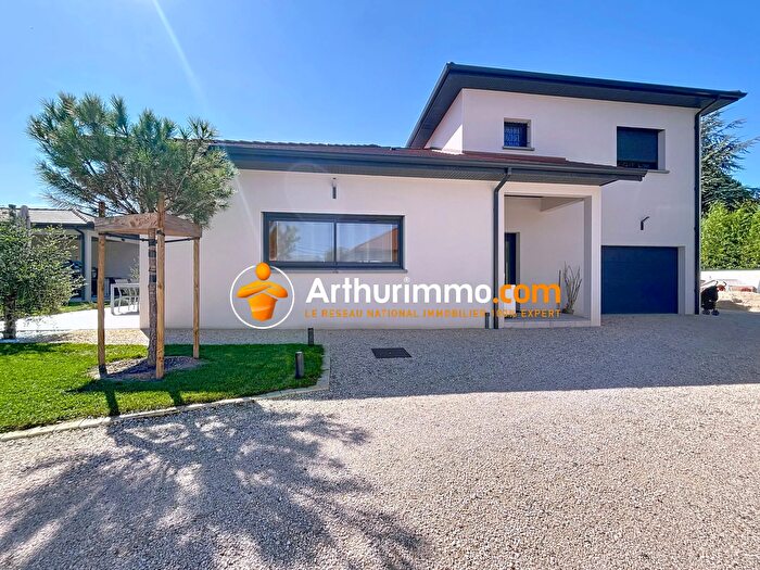 Maison à vendre - Bourgoin-Jallieu - 5 pièces - 5 chambres