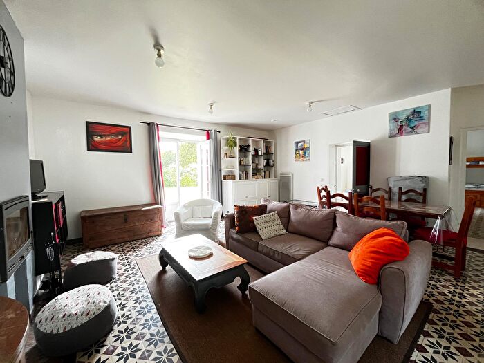 Maison 7 pièces à vendre à Lairoux