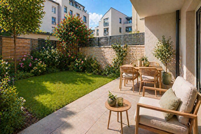 Bourges, Aéroport, Vauvert, Pierrelay, Pissevieille : Maison 2 pièces à vendre