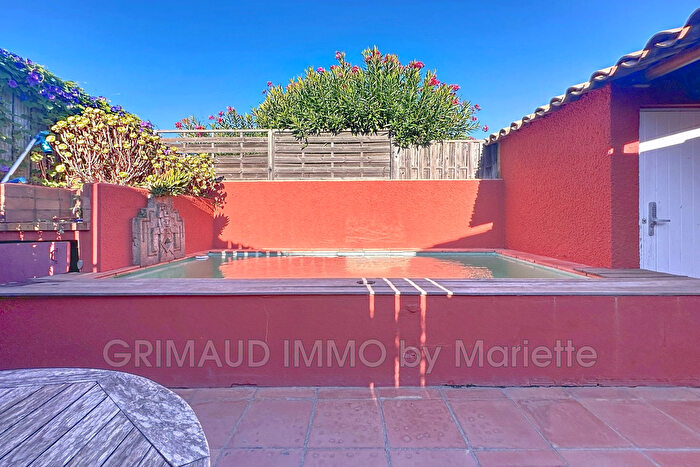 Maison à vendre - Grimaud - 4 pièces - 4 chambres