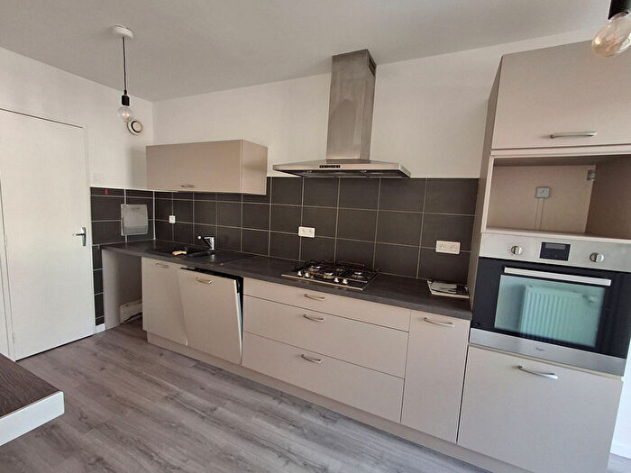 Appartement à louer - Quartiers Sud-Ouest, Bréquigny - 4 pièces - 2 chambres