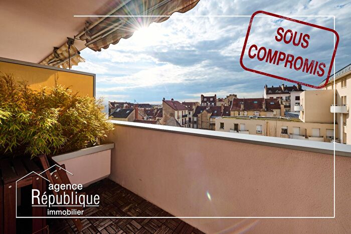 Appartement à vendre - Dijon, Centre-ville - 2 pièces - 1 chambre