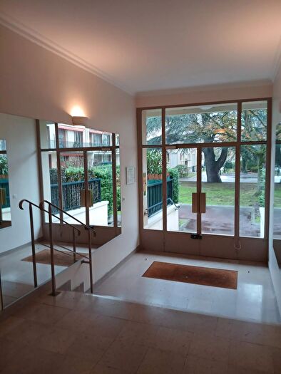 Appartement à louer - Saint-Germain-en-Laye, Alsace, Péreire - 3 pièces - 2 chambres