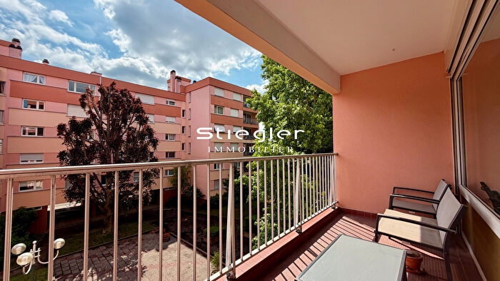 Bischheim, Gare, Mairie, Ecrivains : Appartement 2 pièces à vendre