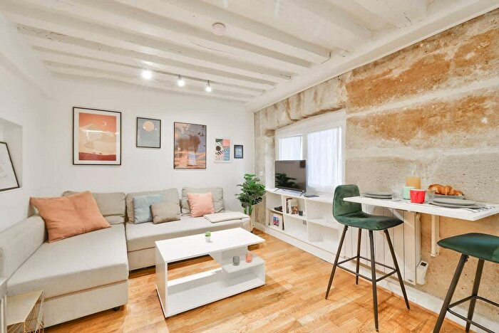 Appartement à louer - Montorgueil-Saint Denis, Paris ème arrondissement - 2 pièces - 1 chambre