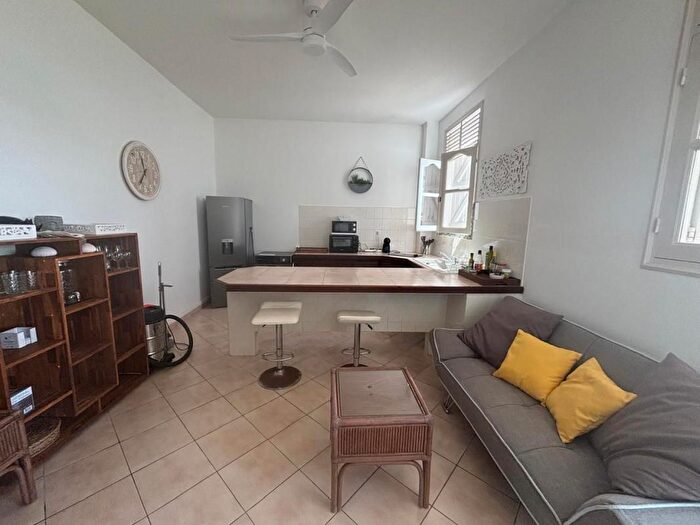 Appartement à louer - Saint-François - 2 pièces - 1 chambre