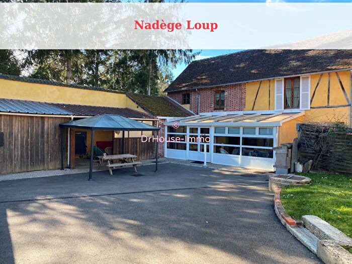 Maison 15 pièces à vendre à Charny