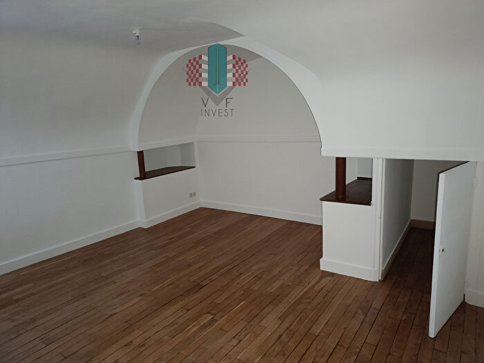 Appartement à louer - Évreux, Centre-ville - 1 pièce