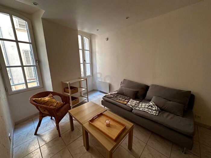 Appartement à louer - Toulon, Centre-ville - 2 pièces - 1 chambre