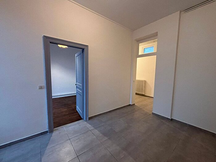 Appartement à louer - Briand Leclerc, Sens - 2 pièces - 1 chambre