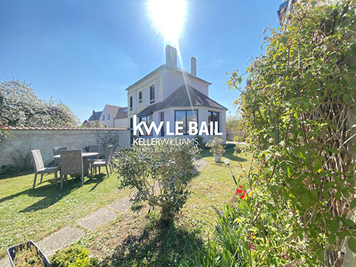 Maison à vendre - Pontoise, Les Cordeliers - 7 pièces - 5 chambres