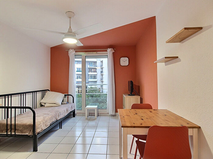 Appartement à louer - Avignon, Préfecture - 1 pièce