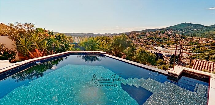 Maison à vendre - Le Lavandou, Rousset, Four des Maures, Saint-Clair - 4 pièces - 3 chambres