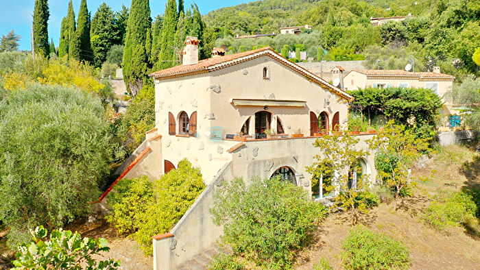 Maison à vendre - Spéracèdes - 5 pièces - 4 chambres