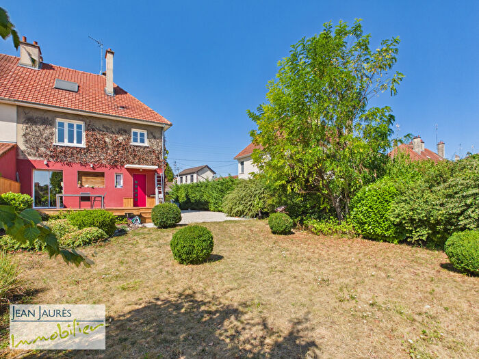 Maison 6 pièces à vendre à Sainte-Savine