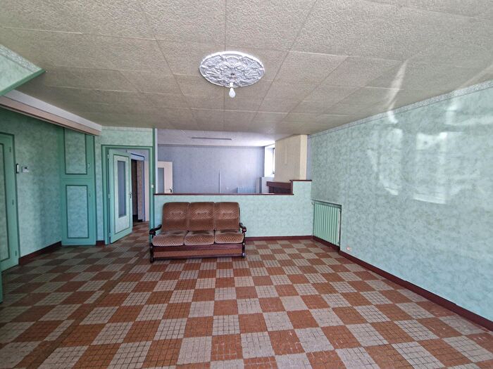 Maison 5 pièces à vendre à Grand-Auverné