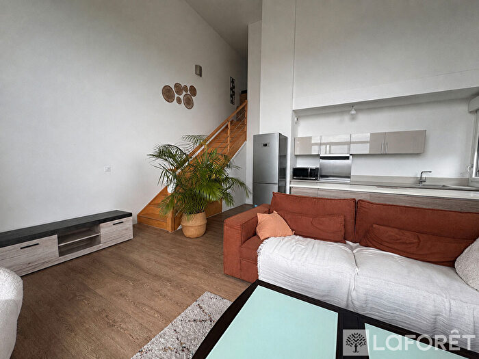 Appartement 3 pièces à louer - Asnières-sur-Seine, Gresillons, Voltaire
